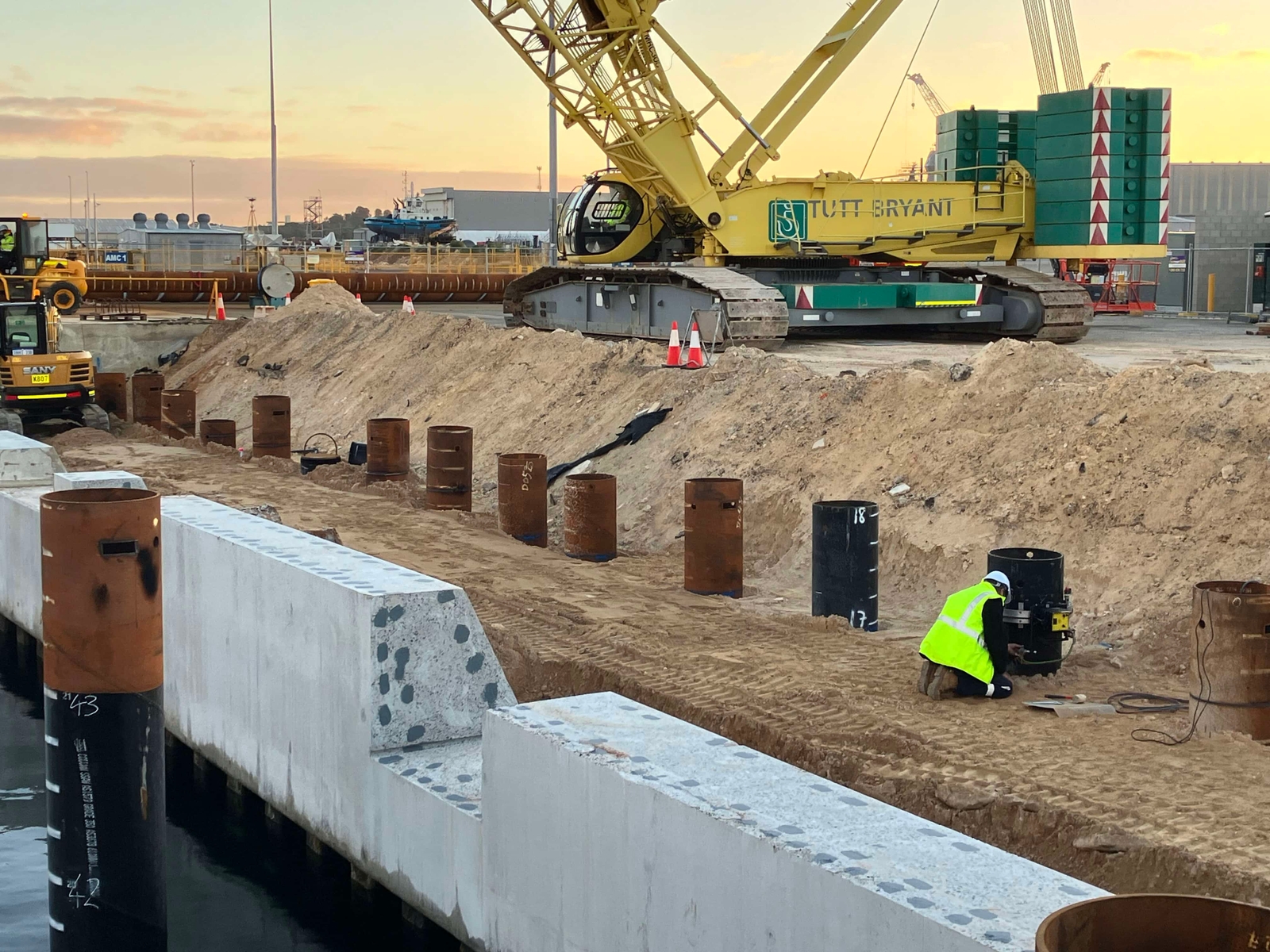 AMC 2 Wharf Deck Infill | Geomarine